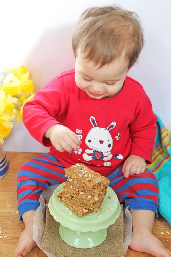 Sugar Free Flapjacks for Baby Led Weaning - My Fussy Eater | Easy ...