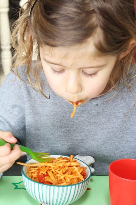Simple Tomato Spaghetti for Kids - My Fussy Eater | Easy Family Recipes