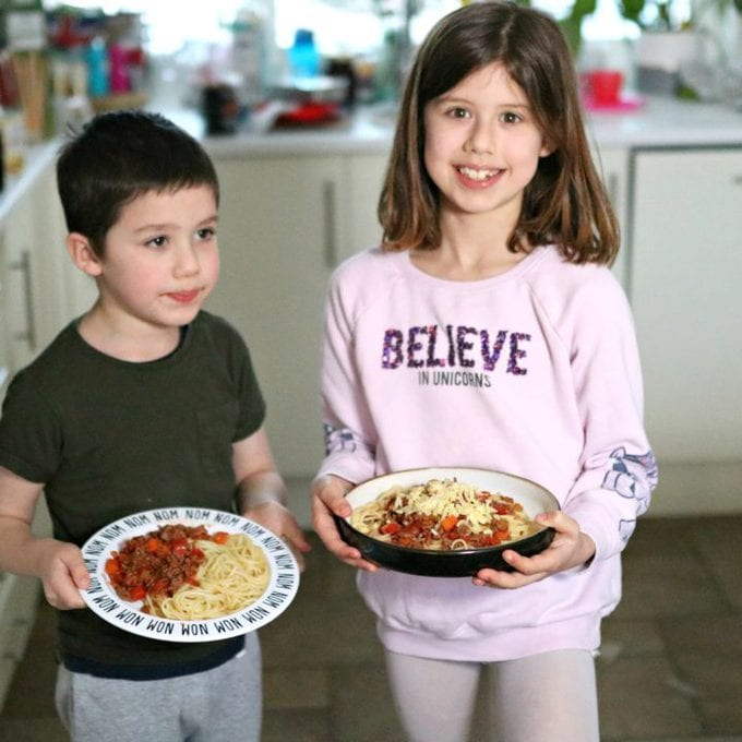 How To Pack Spaghetti Bolognese for Lunch - My Fussy Eater | Easy ...