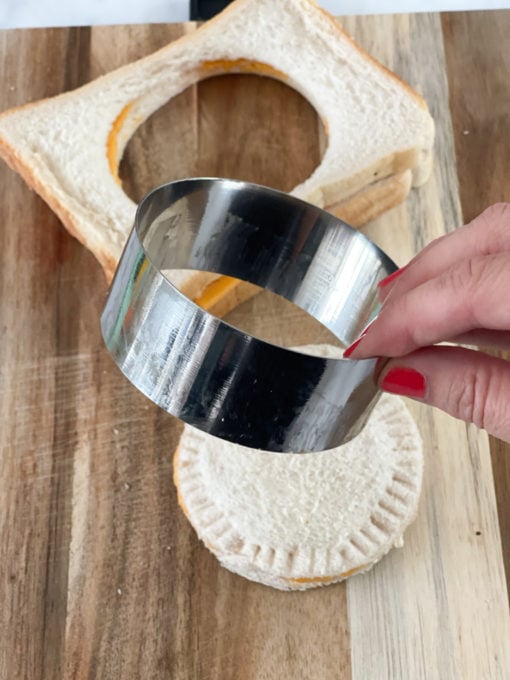 Crustless Sandwich - Packed Lunch Idea - My Fussy Eater | Easy Family ...