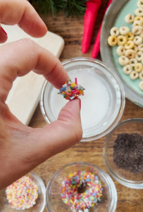Elf Donuts - Elf on the Shelf Ideas