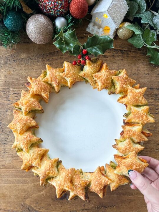 Pesto Puff Pastry Star Wreath - My Fussy Eater | Easy Family Recipes