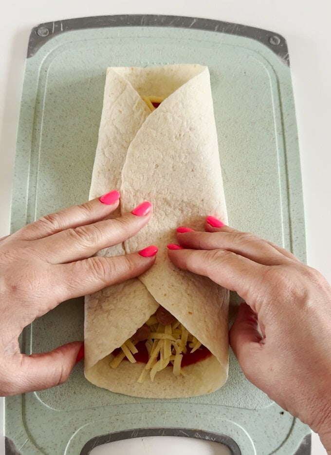 Pizza Toaster Wrap - My Fussy Eater | Easy Family Recipes