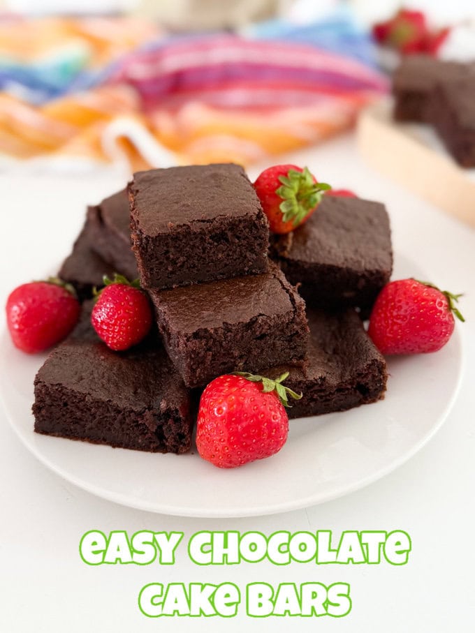 Chocolate Cake Bars - Easy Cake Recipe